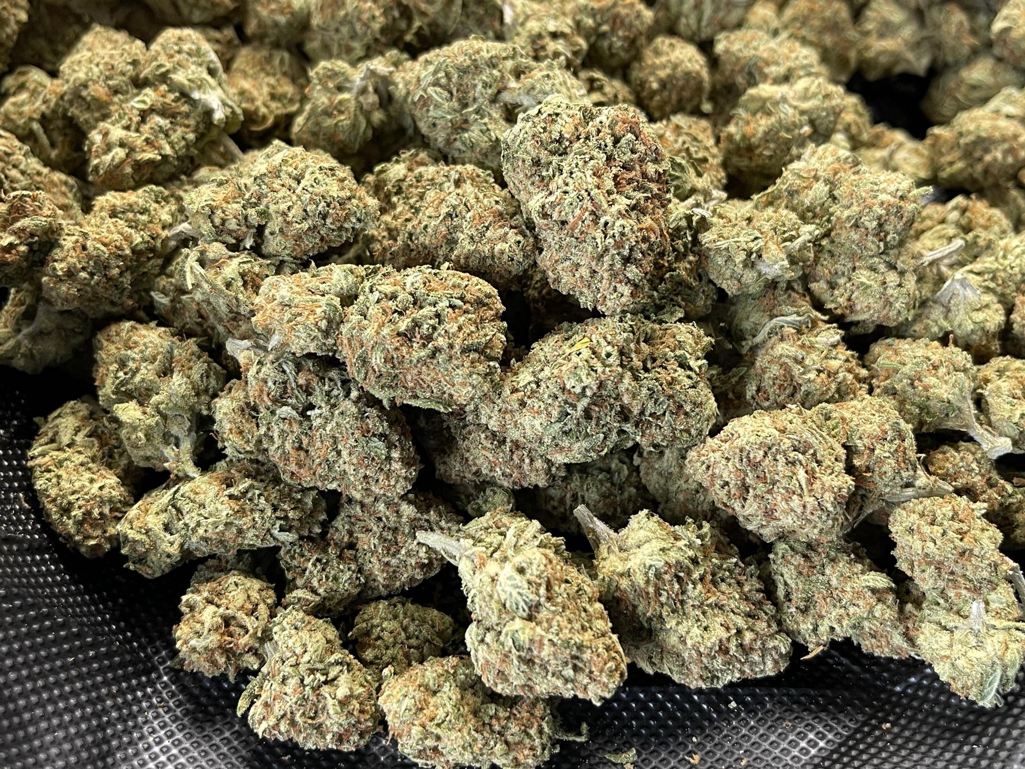 Pineapple Skittles #2 THCa Flower Hybrid 24.75% | Clara Jane Hemp ...